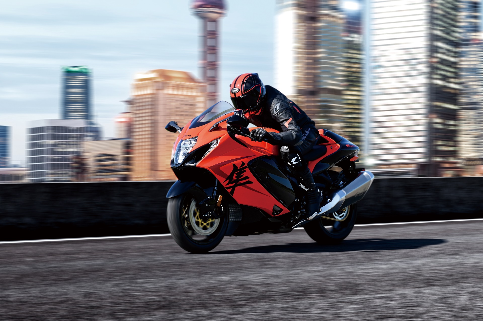 Suzuki Hayabusa : 25 ans de légende - Asphalt Cafe