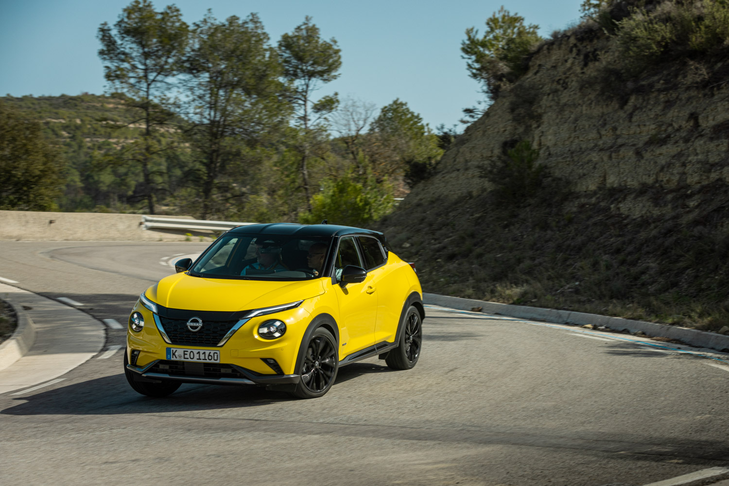 Essai Nissan Juke hybrid N-Sport : zone de petites turbulences ...